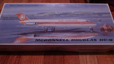 Mocdonnell Douglas DC-9 Model Kit – Hillsboro Hobby Shop