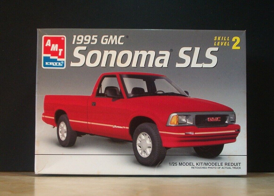 1995 GMC Sonoma SLS - 1/25 scale – Hillsboro Hobby Shop